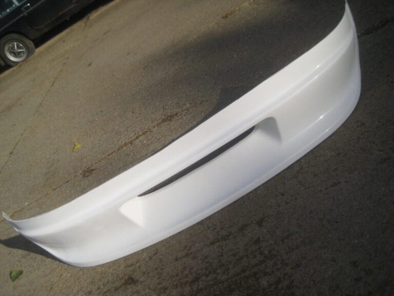 MGB FIBREGLASS ST SPECIAL TUNING FRONT SPOILER VALANCE